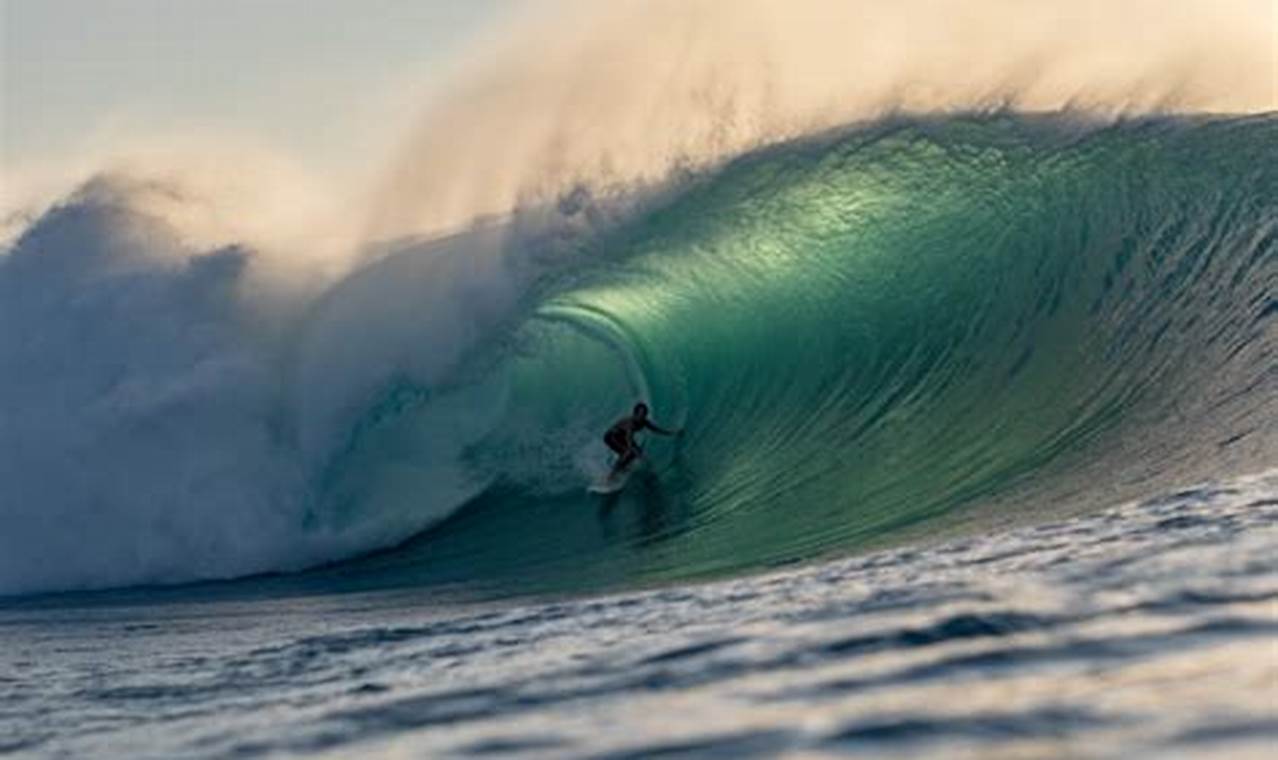 Pipeline Surf Report: Forecast & Conditions Now!